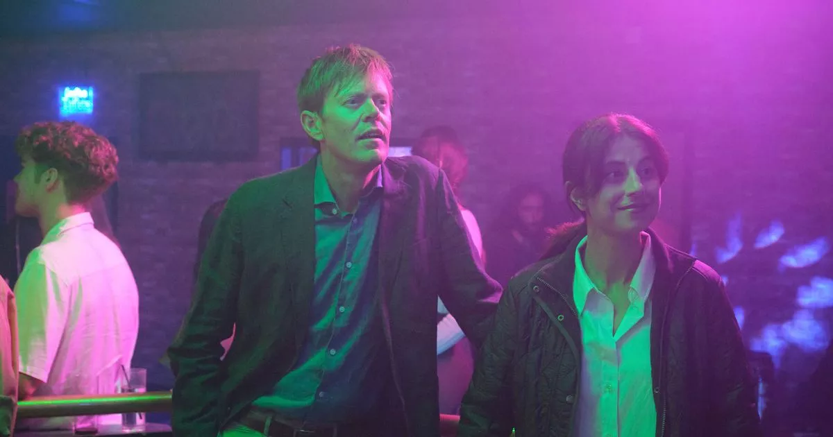 Beyond Paradise star drops health ‘bombshell’ as exit ‘sealed’ for main ...