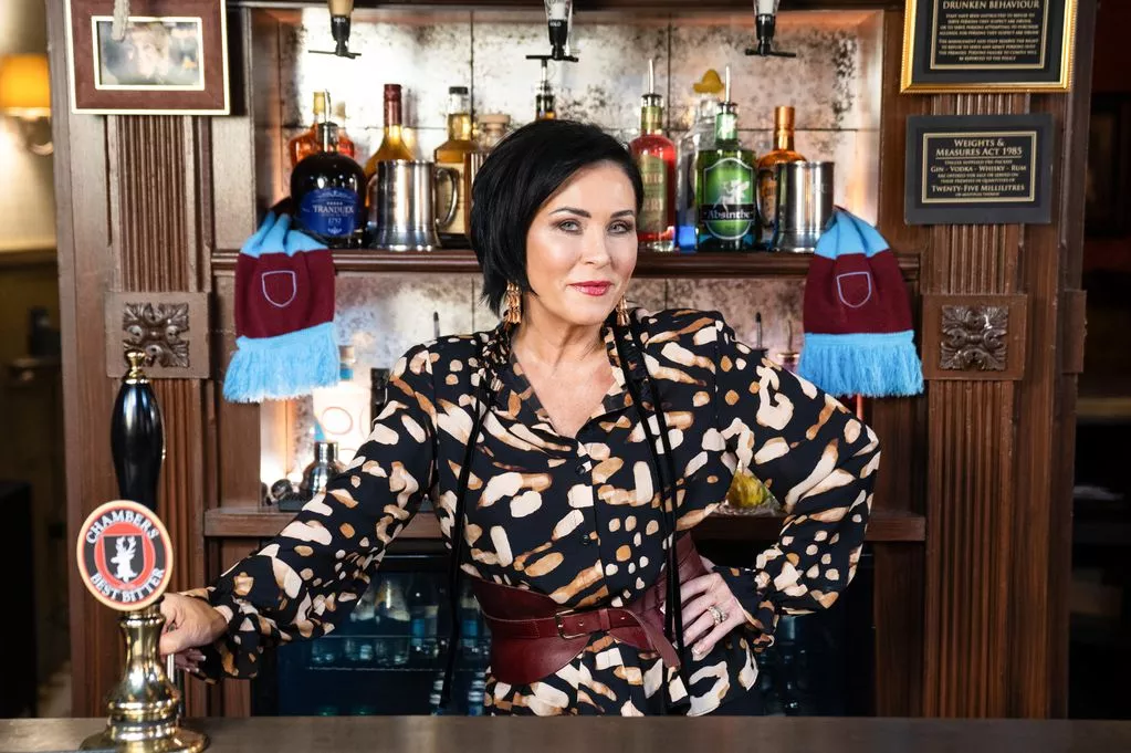 EastEnders reveals first look at Kat Slater as Queen Vic landlady after ...