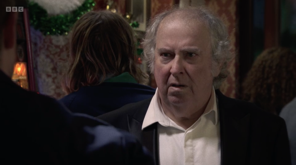 Another EastEnders icon makes shock return for Nigel Bates’ dementia ...